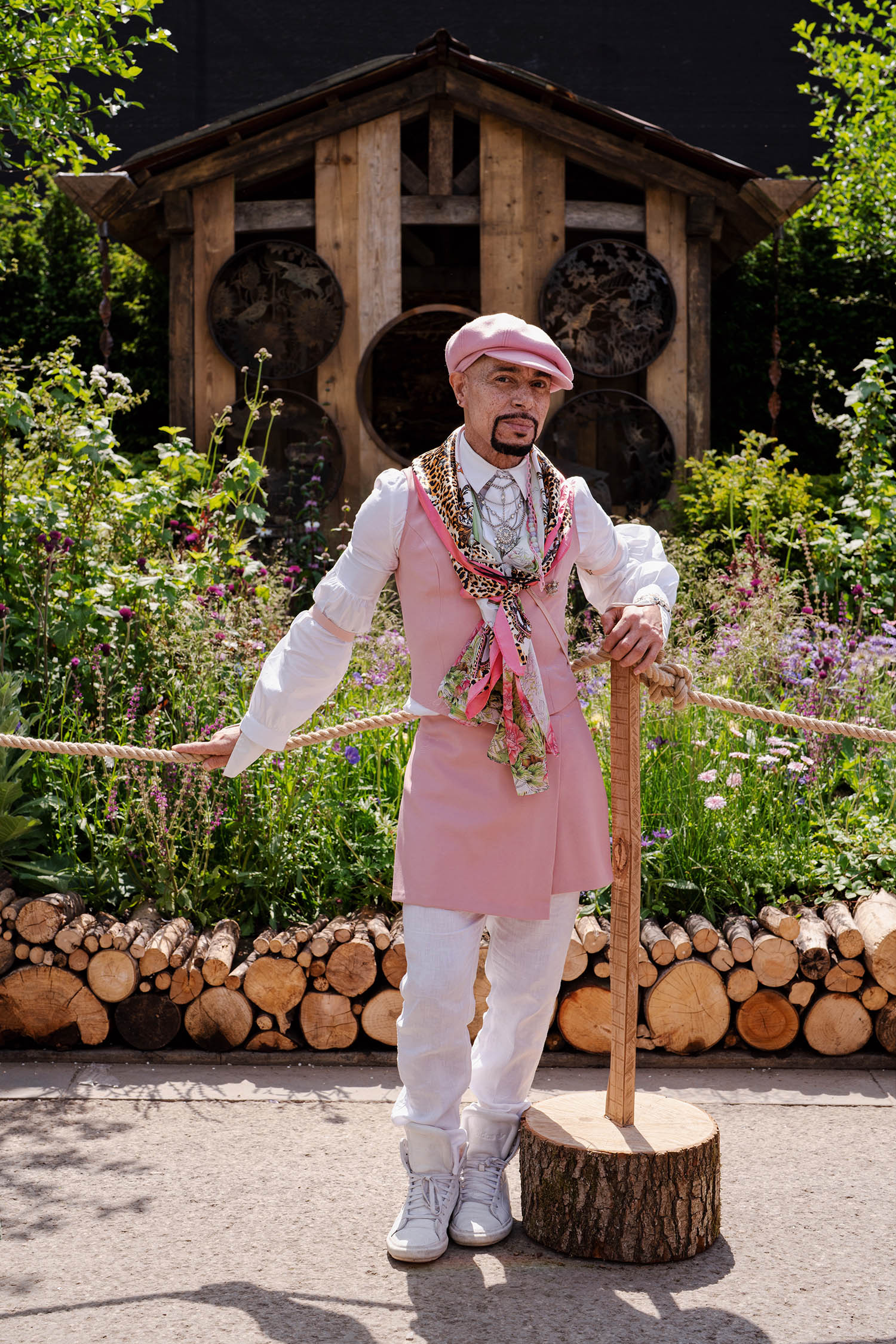 Florals, fascinators and photosynthesis: street style at ...